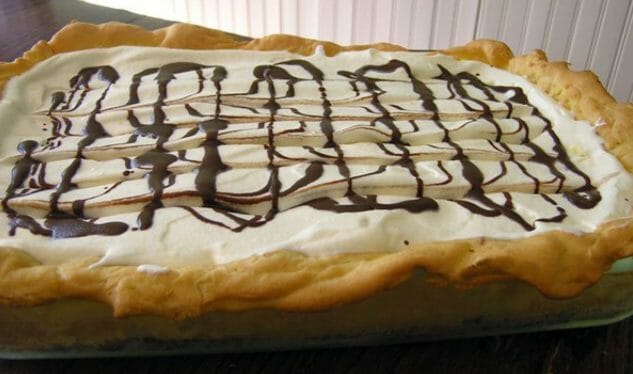 Cream Puff Cake - Nine Recipes