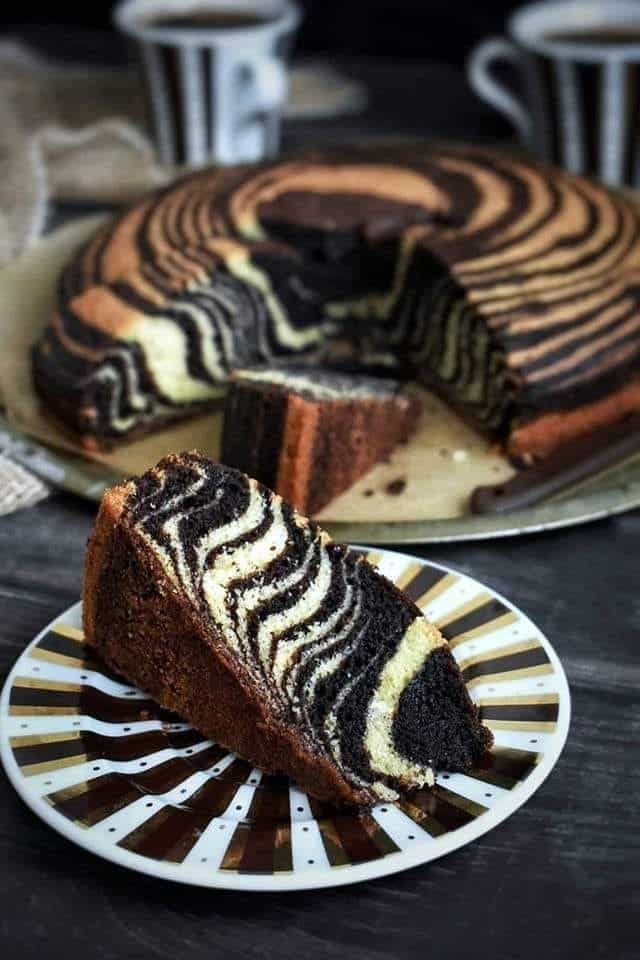 Crayzy Cake "Zebra Cake" - Nine Recipes